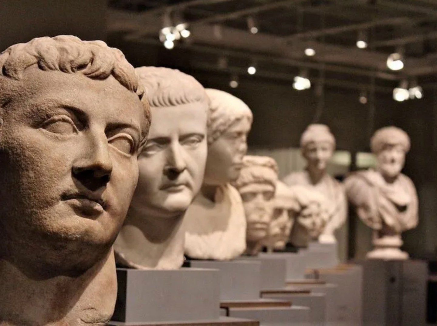 Slave Ownership, Markets and Traders in Ancient Rome – Travelogues and ...